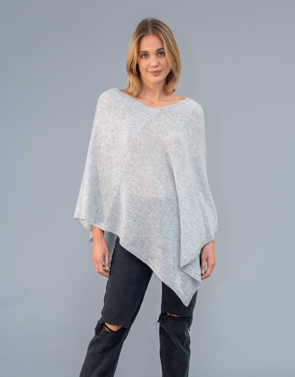 Ultra Soft Poncho in Platinum – Feine Cashmere